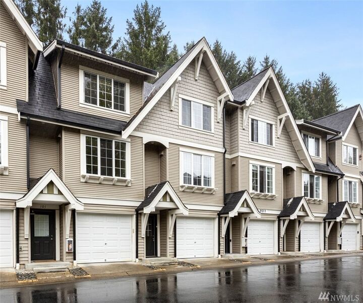 Home for sale in Redmond: 9511 182nd Place NE #102, Redmond, WA 98052