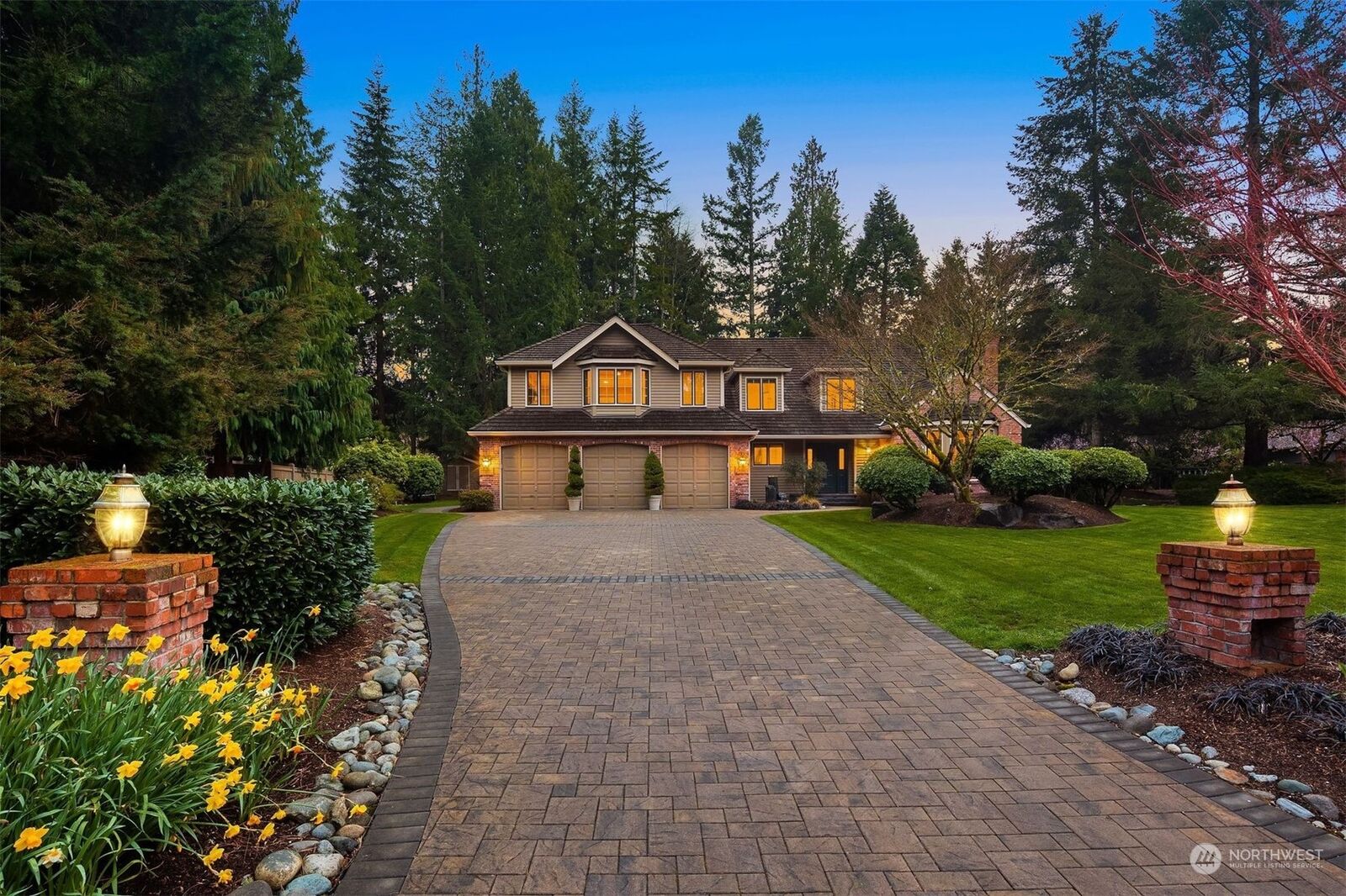 Home for sale in Sammamish: 3315 261st Avenue SE, Sammamish, WA 98075