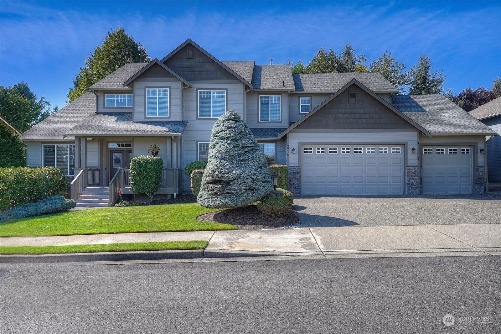 Home for sale in Puyallup: 2716 13th Street Pl SW, Puyallup, WA 98373