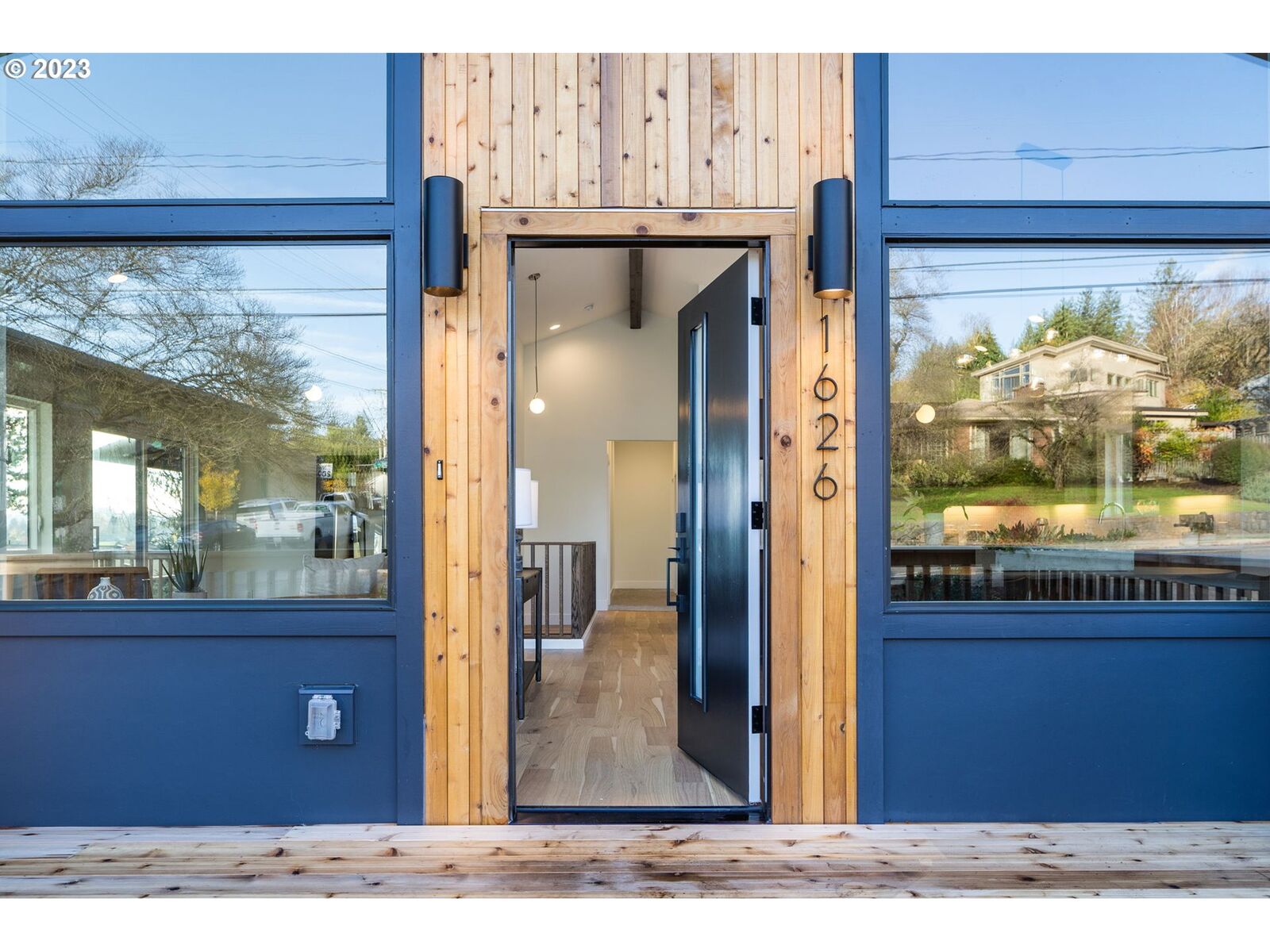 4 bed Portland home for sale: 1626 SW Sunset Blvd, Portland, OR 97239