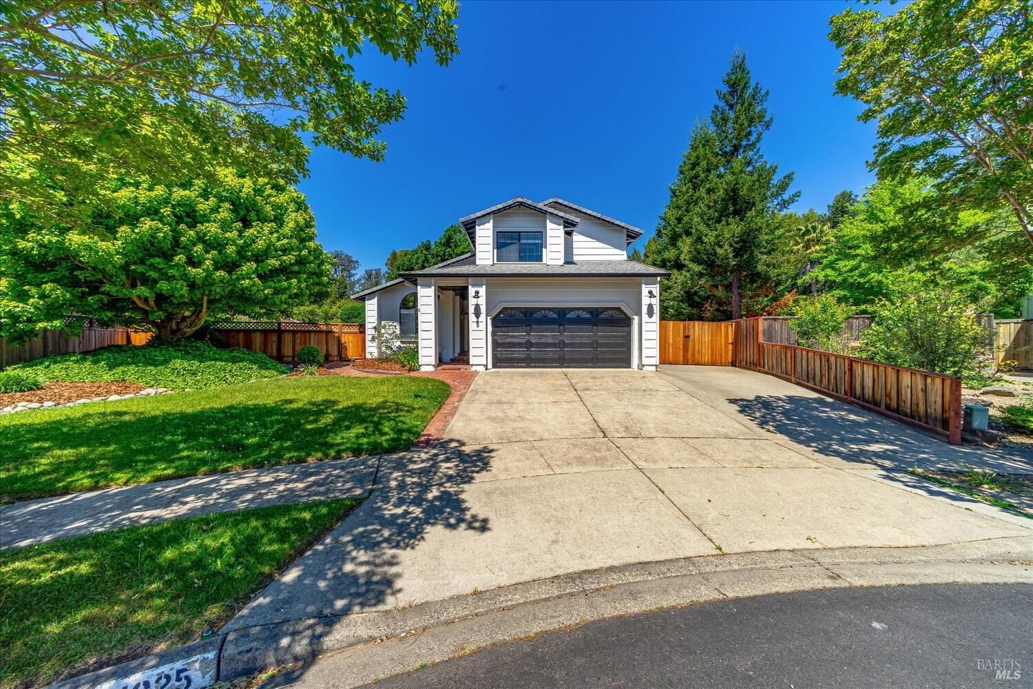 MLS#324031802: 1025 Charlson Way, Napa, CA 94558