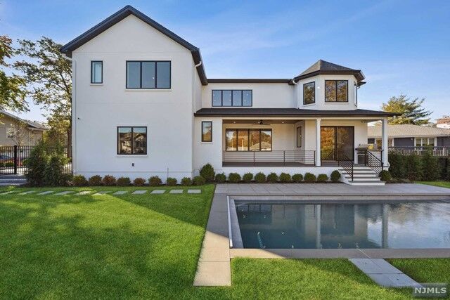 MLS#24018891: 40 Laurie Drive, Englewood Cliffs, NJ 07632