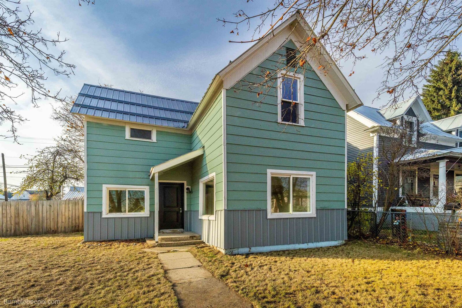 House for sale in Newport: 437 S Warren Ave, Newport, WA 99156