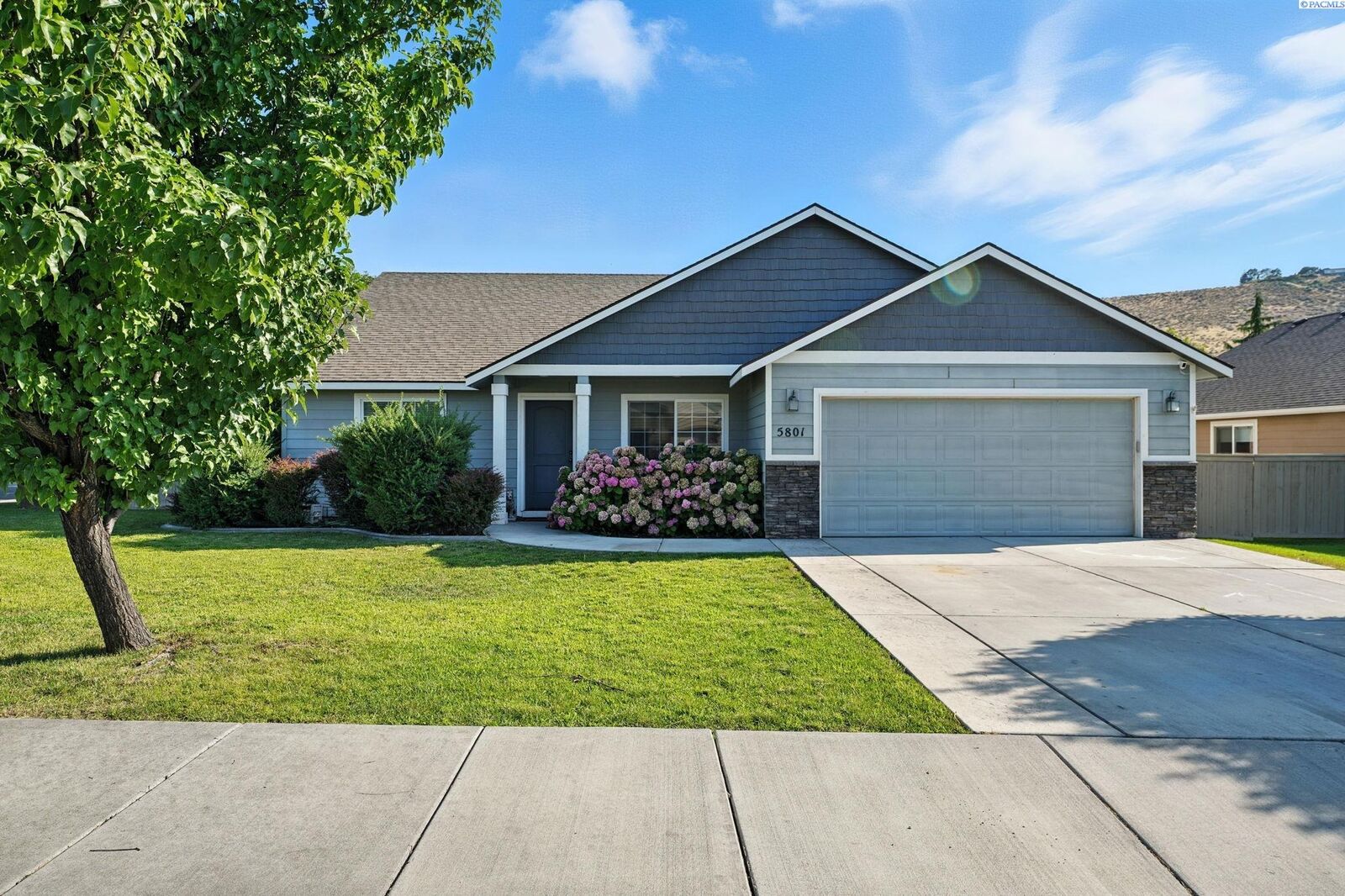 MLS#286087: 5801 W 19th Ave, Kennewick, WA 99338