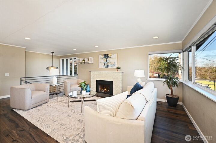 4 bed Seattle home for sale: 2525 S Raymond Street, Seattle, WA 98108